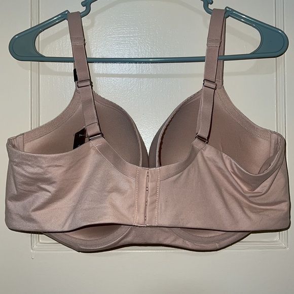 torrid | Intimates & Sleepwear | New Torrid Tshirt Bra Size 44dd | Poshmark